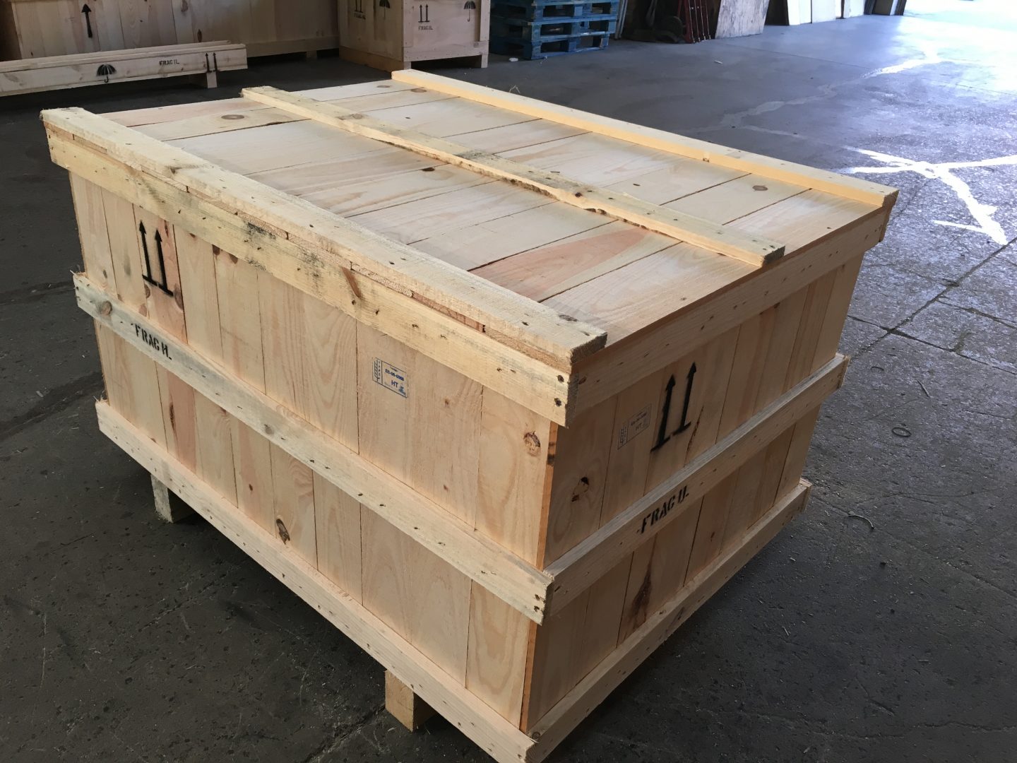 Cajas de Madera - UNIVERSAL EMBALADORA S.L.